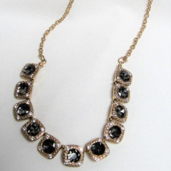 RMN Roman | Jewelry | Stunning Rmn Roman Company Necklace Gold Square ...